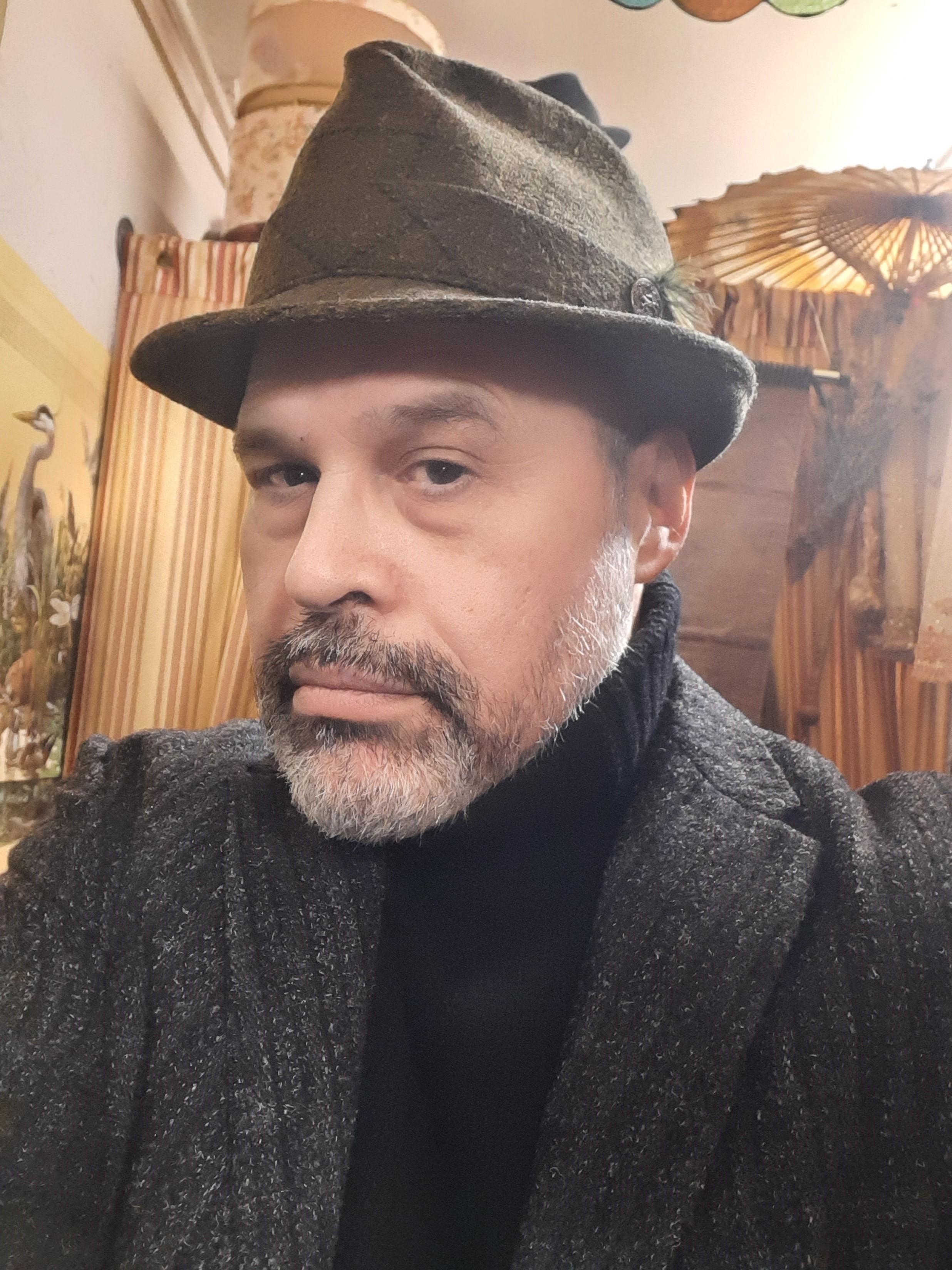 Cartoonist to share prose, comic collection | The Advance News Journal